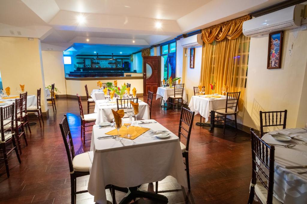 BOOK A TABLE :: Atlantique View Resort